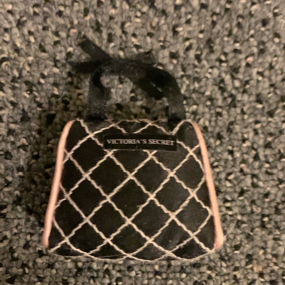 Victoria's Secret | Bags | Scented Pouch For Drawer | Poshmark